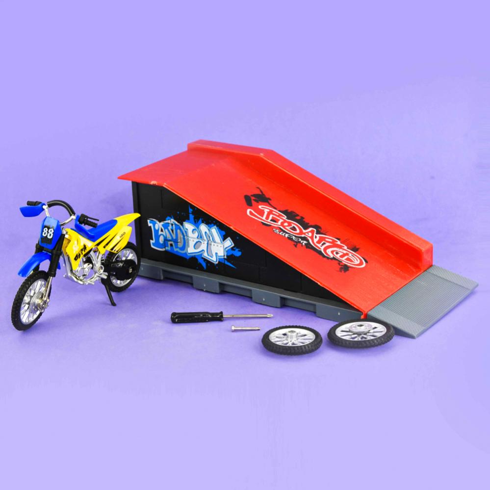 Skatepark Setti Sormimotocross Ramppi Badboy - Partyhalli.fi