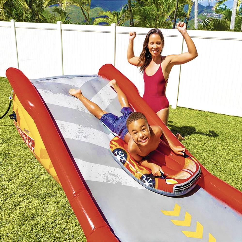 Racing Fun Vesiliukumäki - Partyhalli.fi